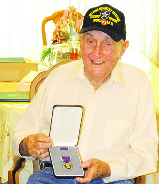 Junek finally gets his Purple Heart | Burleson County Tribune