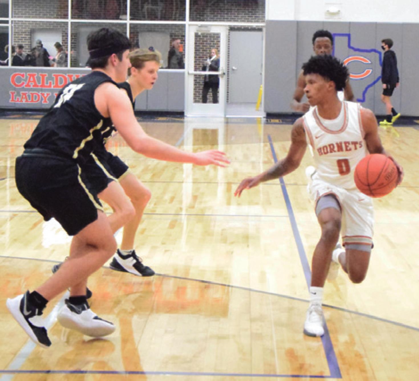 Hornets beat Lexington in regular season finale | Burleson County Tribune