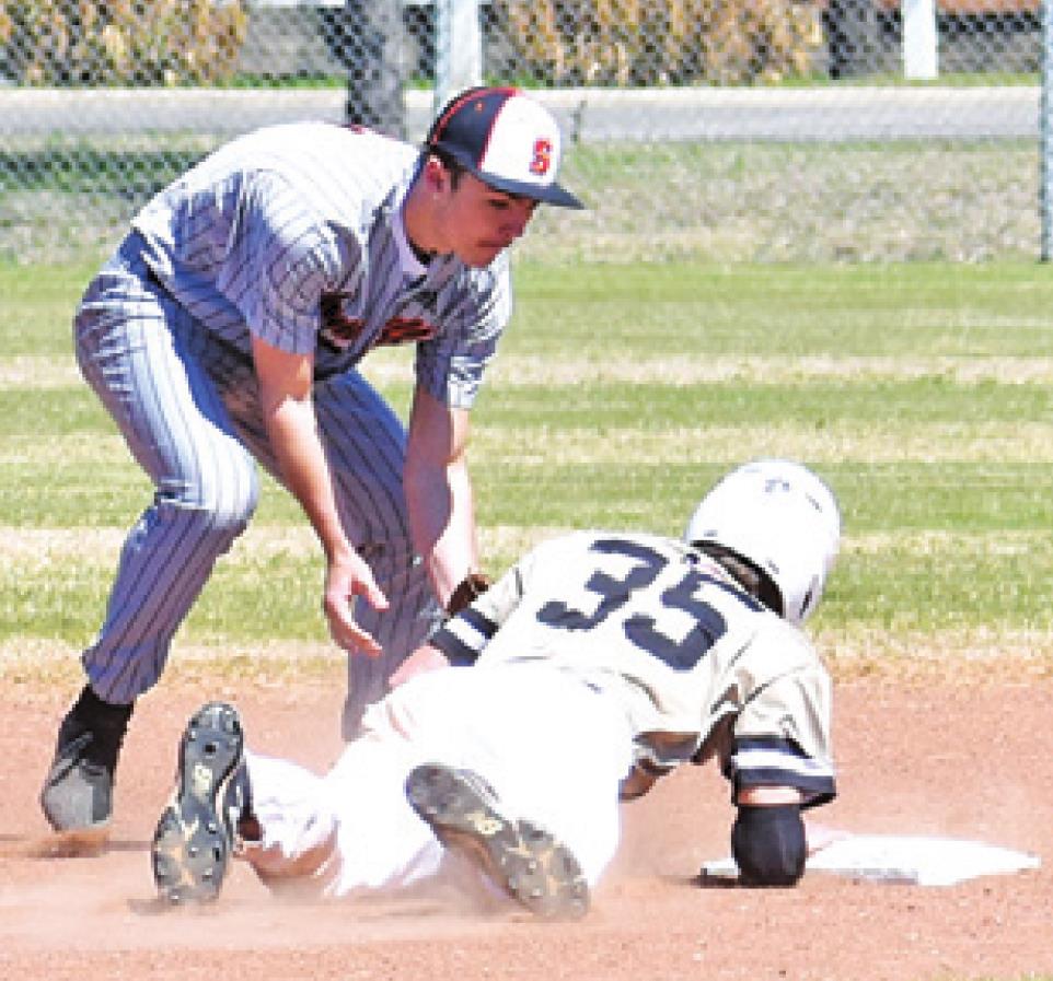 Somerville falls to RTC, honors alumni Jeremy Fikac | Burleson County ...