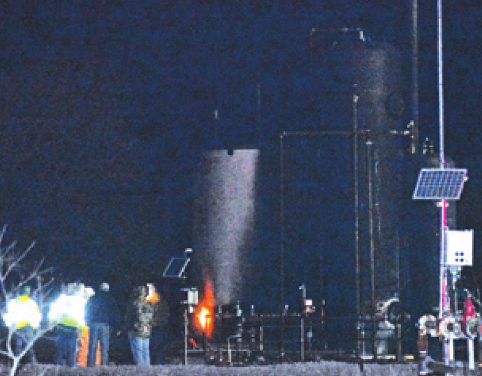 Oil tank explodes | Burleson County Tribune