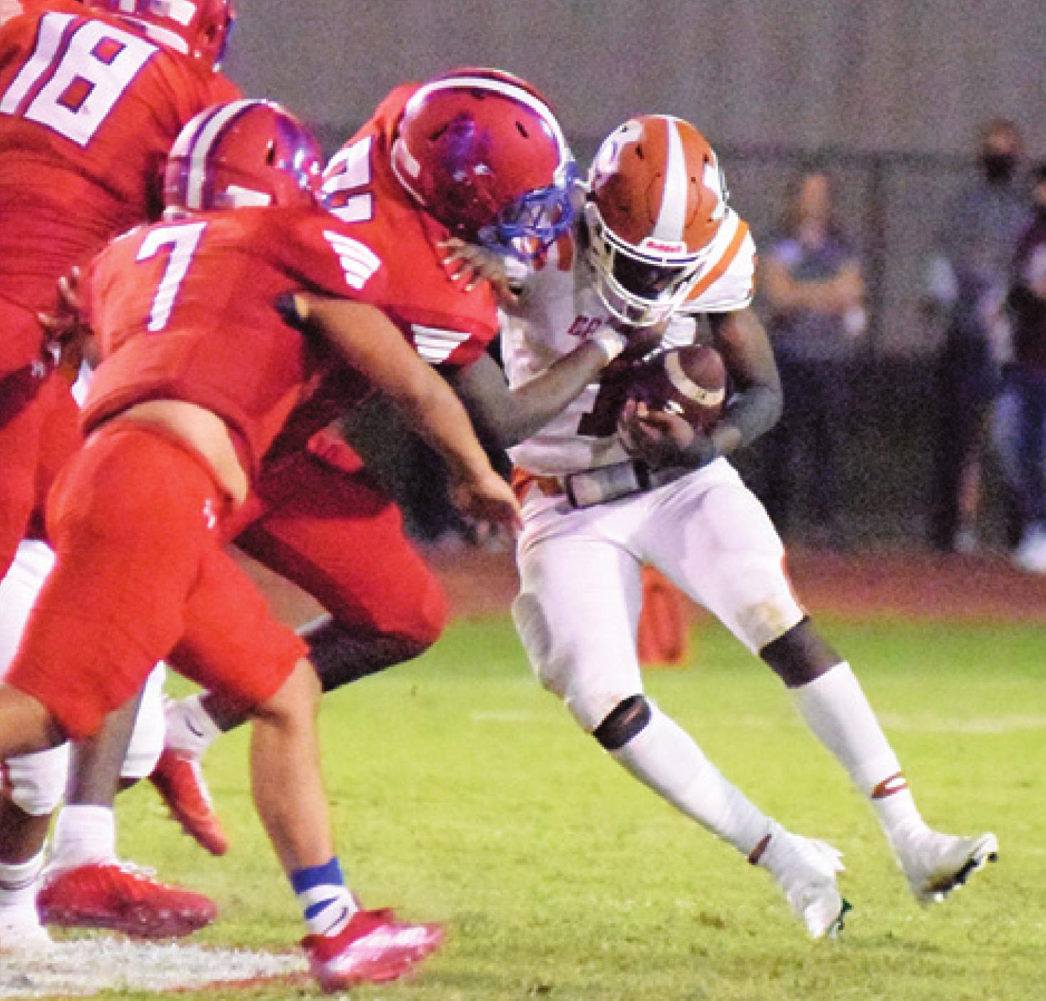 Hornets fall to Royal on late touchdown pass 26-20 | Burleson County ...