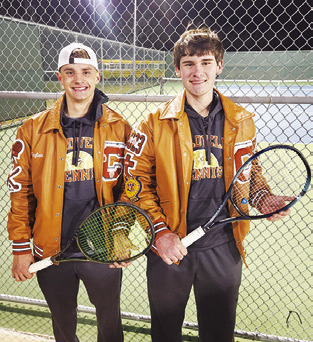 Hughson, Chapman win gold at Groesbeck | Burleson County Tribune